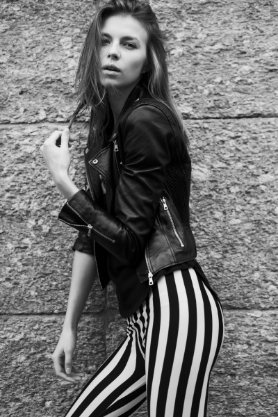 MZM / Nesi looks awesome in her new test shooting by Claudio D'Avolio ...