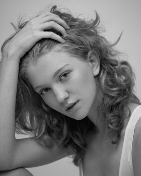 MZM / Pure beauty SONYA captured by @anastasia_cherchyk