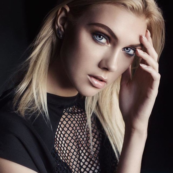 MZM / New shooting of beautiful Kat Stratford